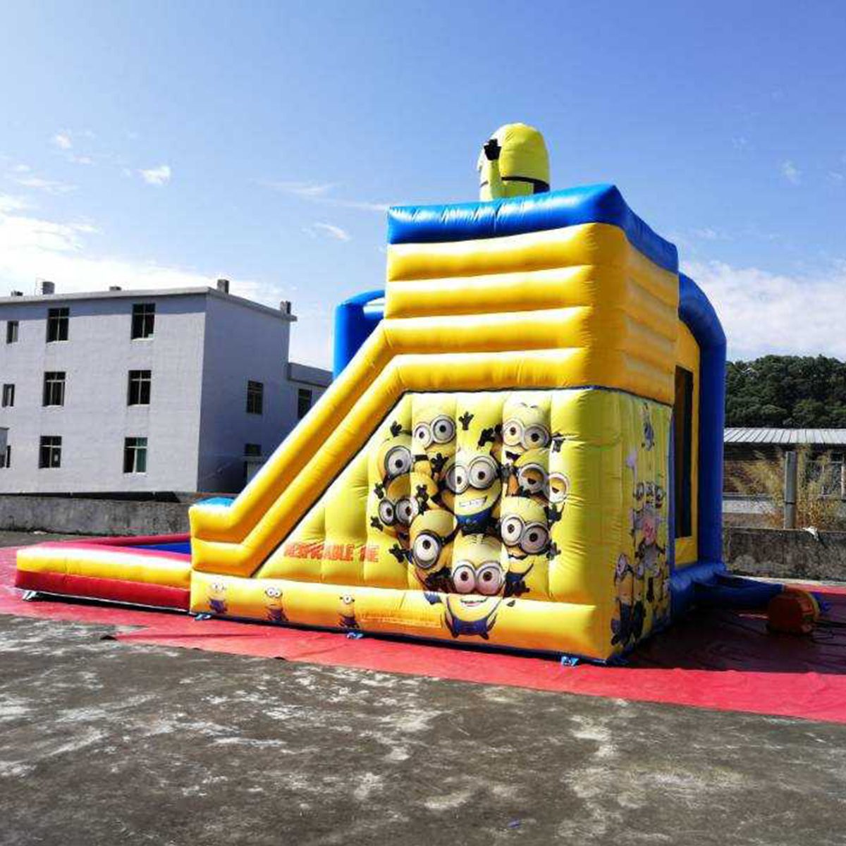 Minion Mania Bounce House Slide - InflatableLand